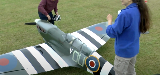 Monster-Scale Spitfire! - Radio Control News